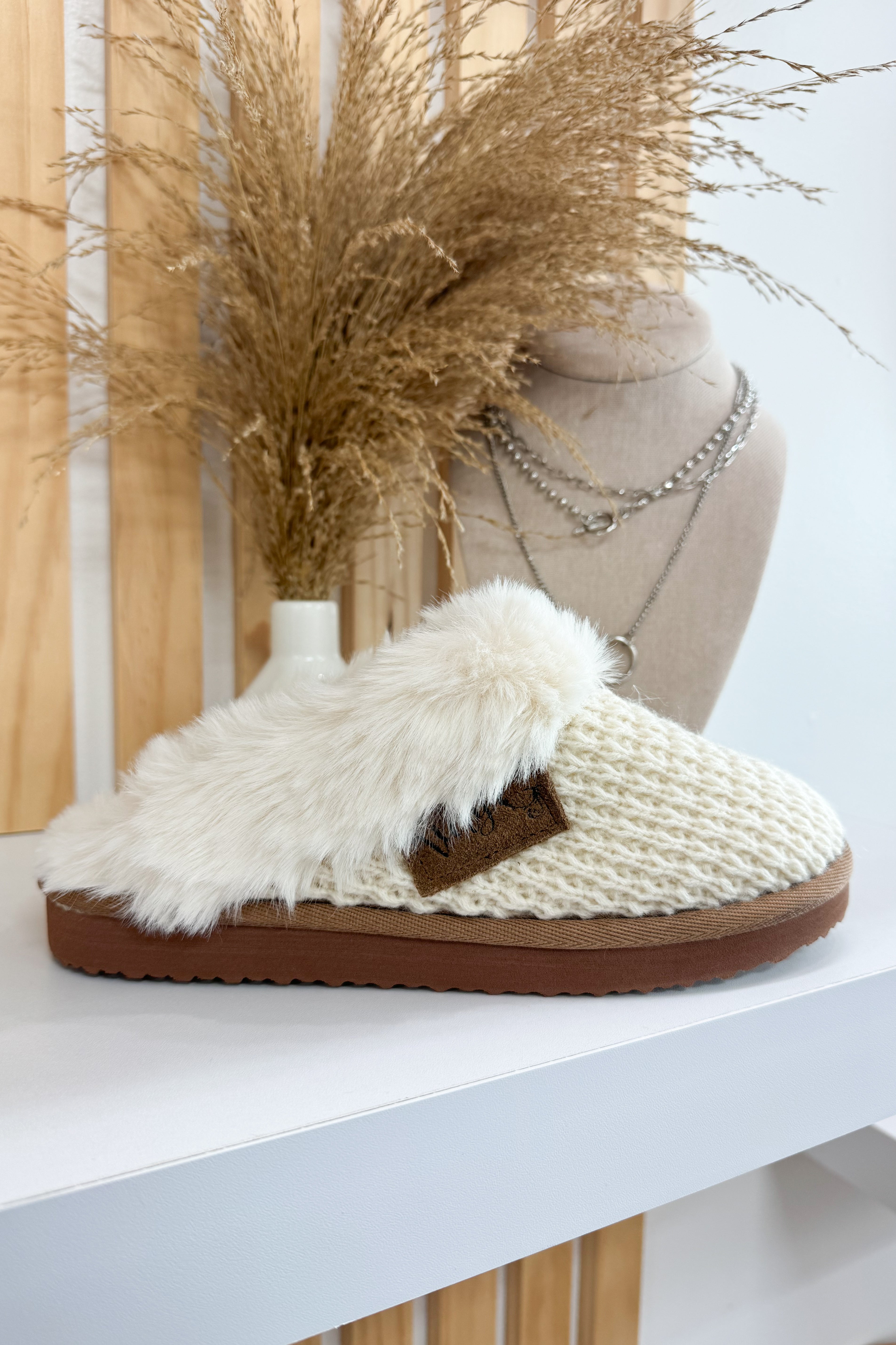Very G Sweater Slippers (Cream) – Happily Ever Aften