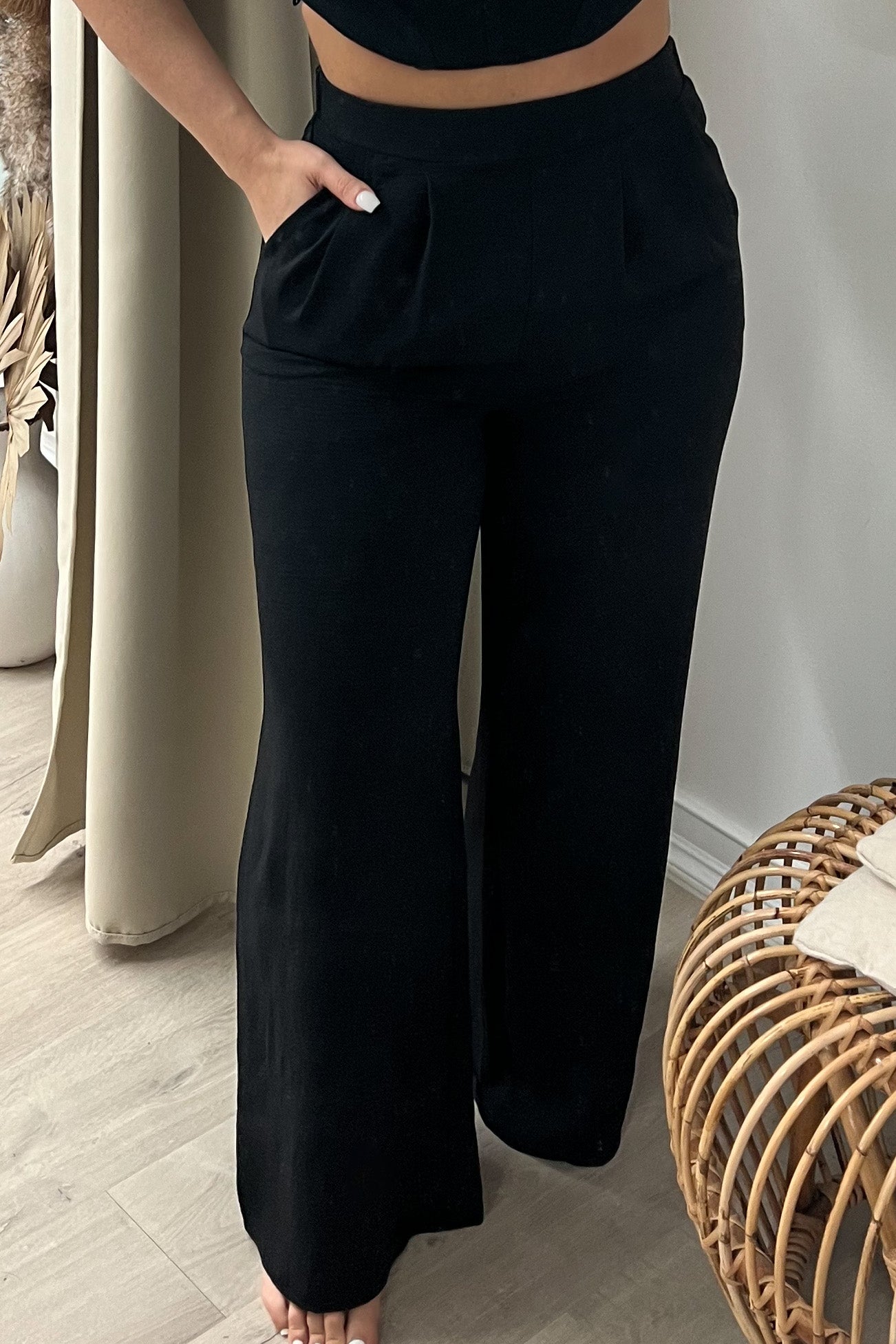 "Easy On Me" Wide Leg Pants (Black) – Happily Ever Aften