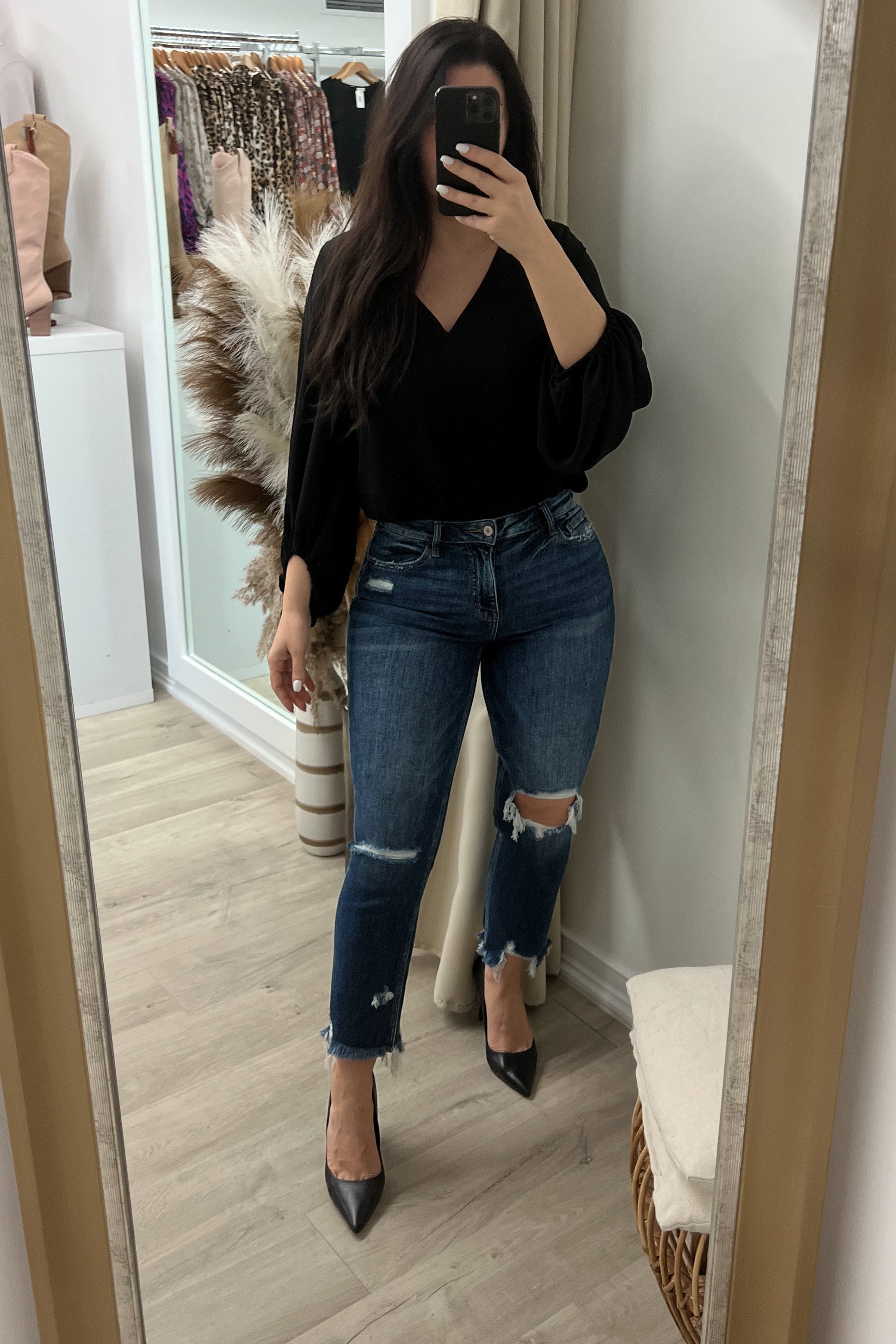 Emery Crop Straight Leg Jeans – Happily Ever Aften