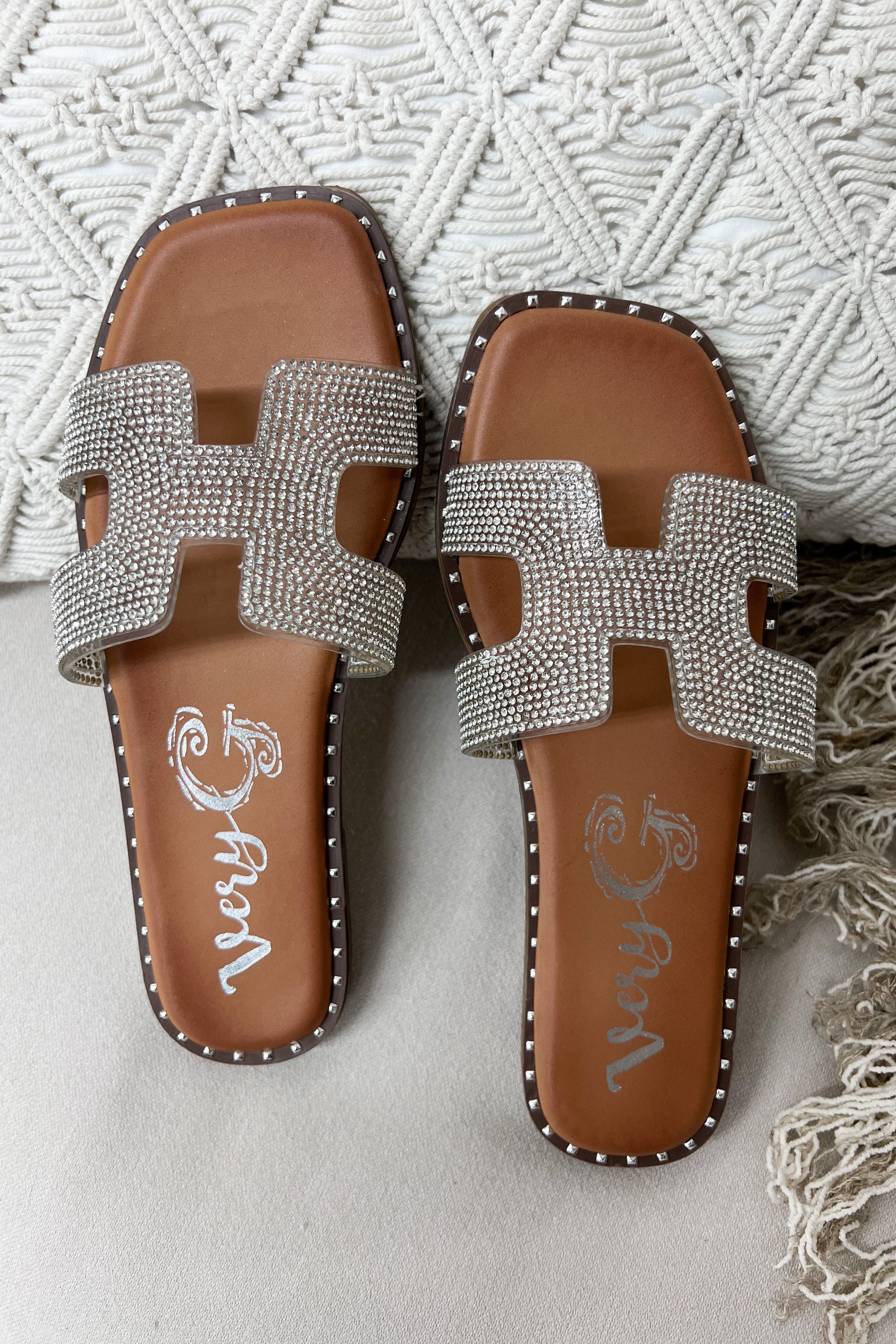 Very G H Street Sandals (Silver) – Happily Ever Aften