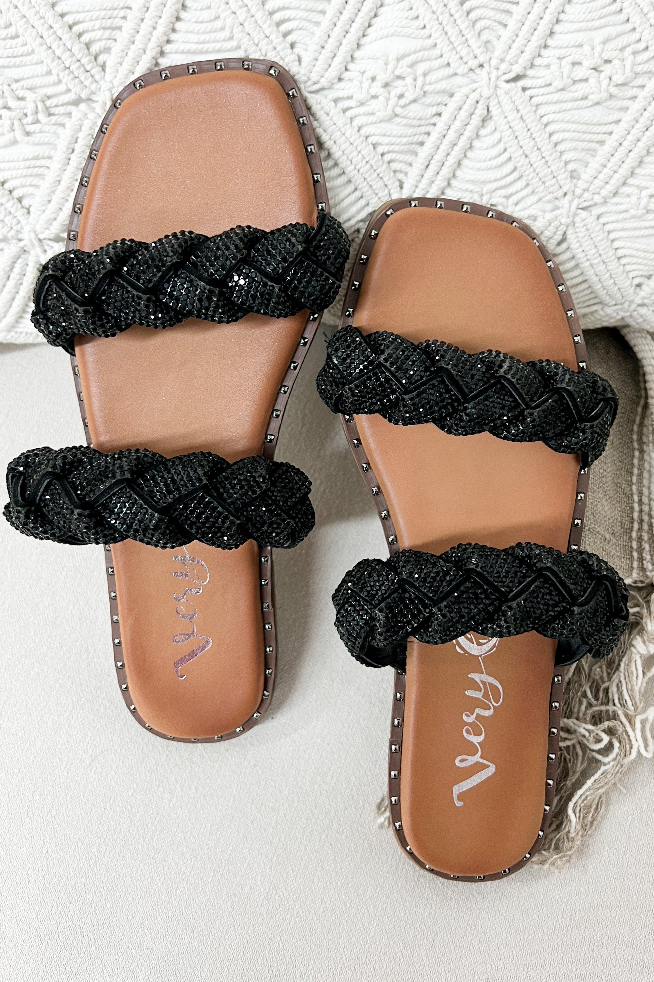 Very G Twisty Sandals (Black) – Happily Ever Aften